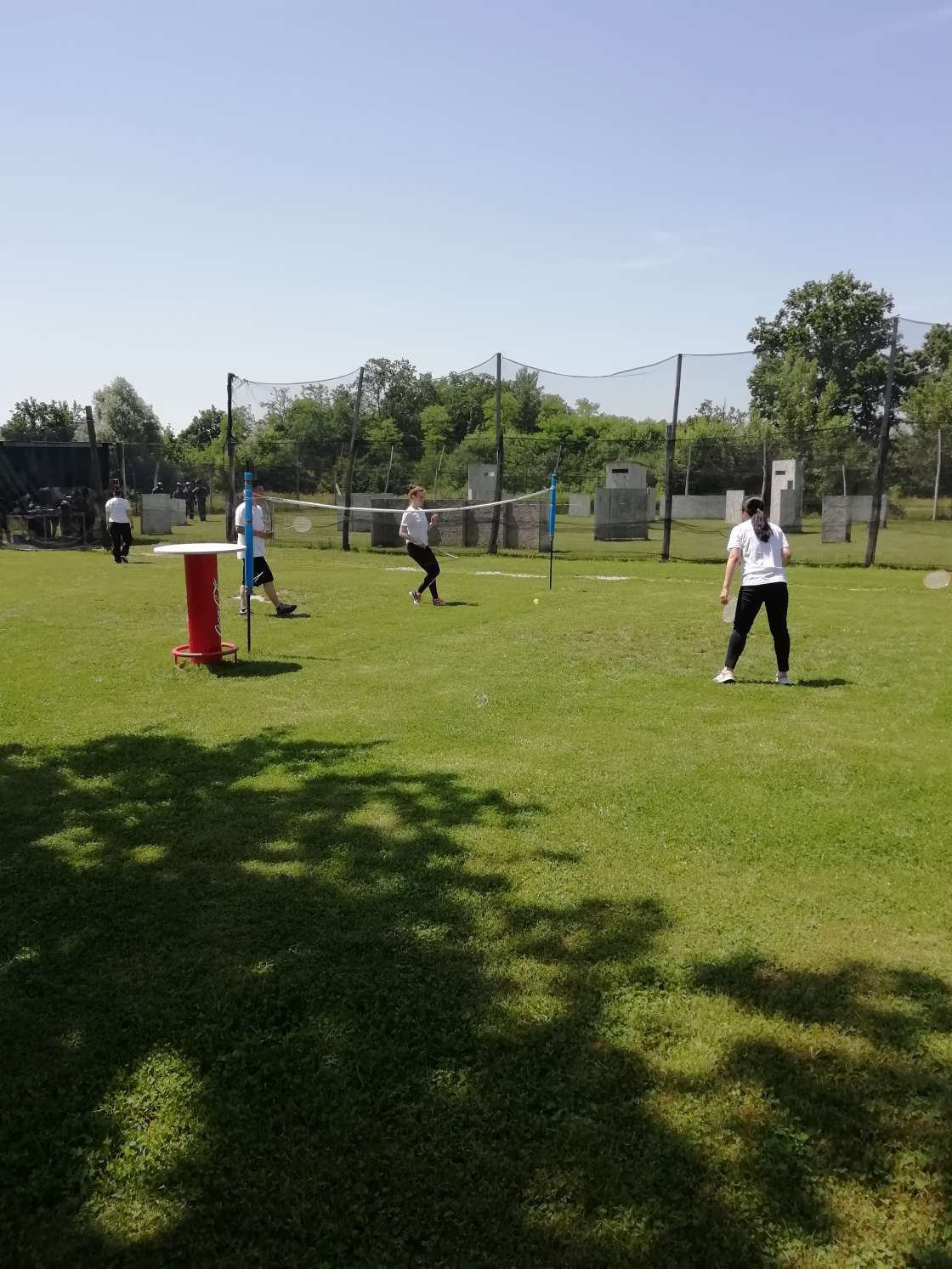 Badminton i odbojka - Team building - PARTY LAND